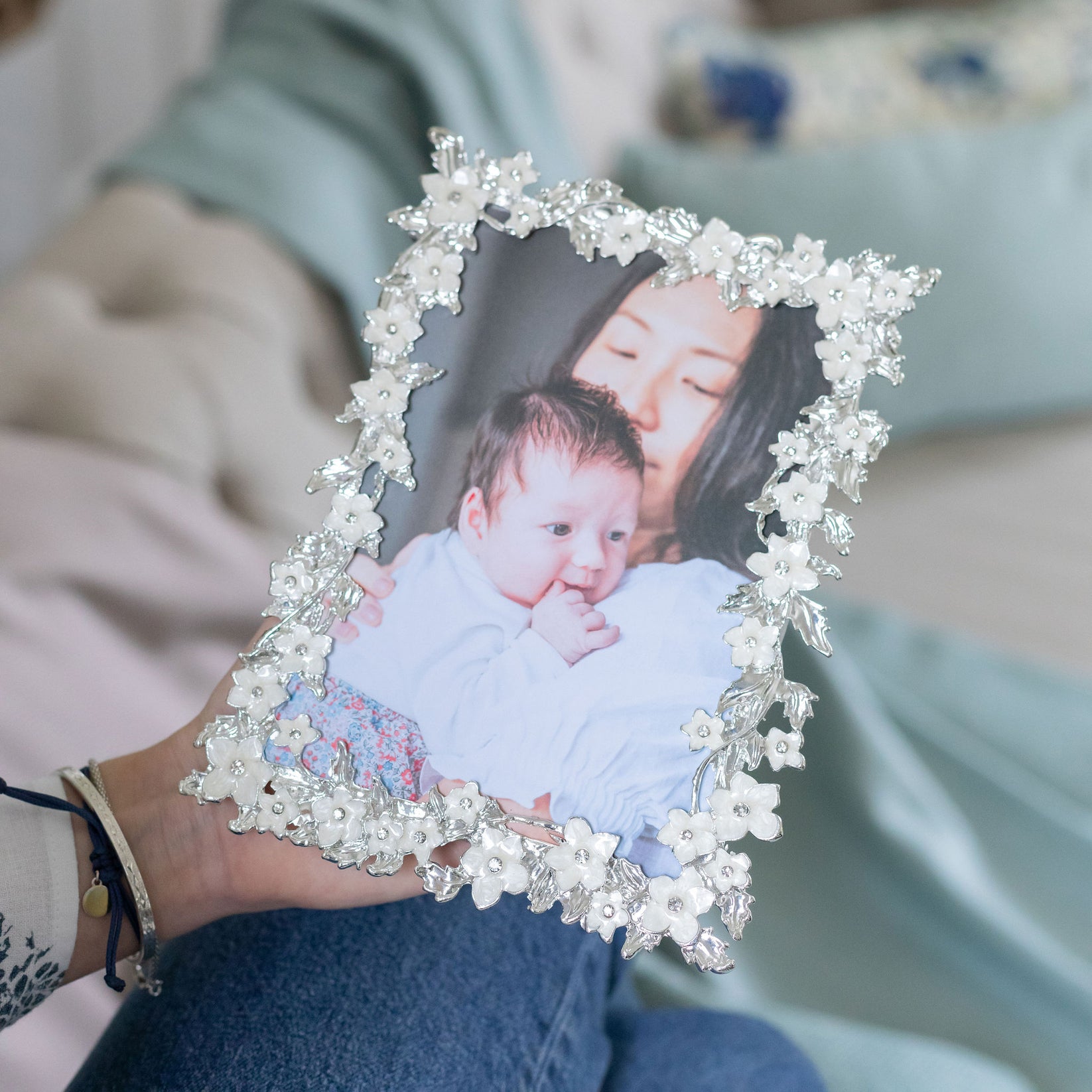 Silver & White Flower Frame – Addison Ross Ltd USA