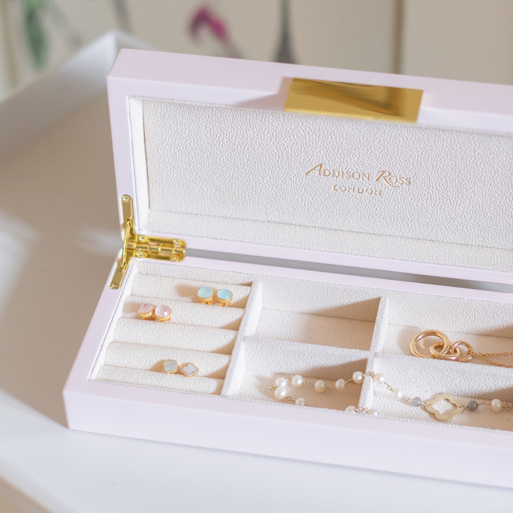 Pink Lacquer Box With Gold – Addison Ross Ltd USA